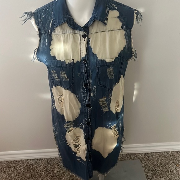 Thrill | Tops | Thrill Jeans Button Down Top Size Medium | Poshmark